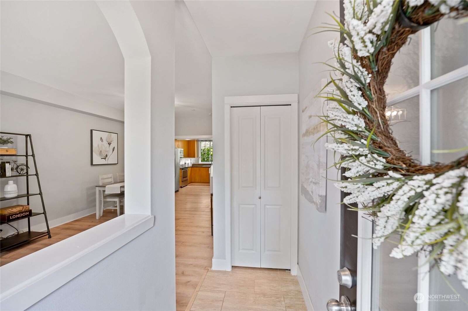 Home for sale in Redmond: 22672 NE Alder Crest Lane 5, Redmond, WA 98053