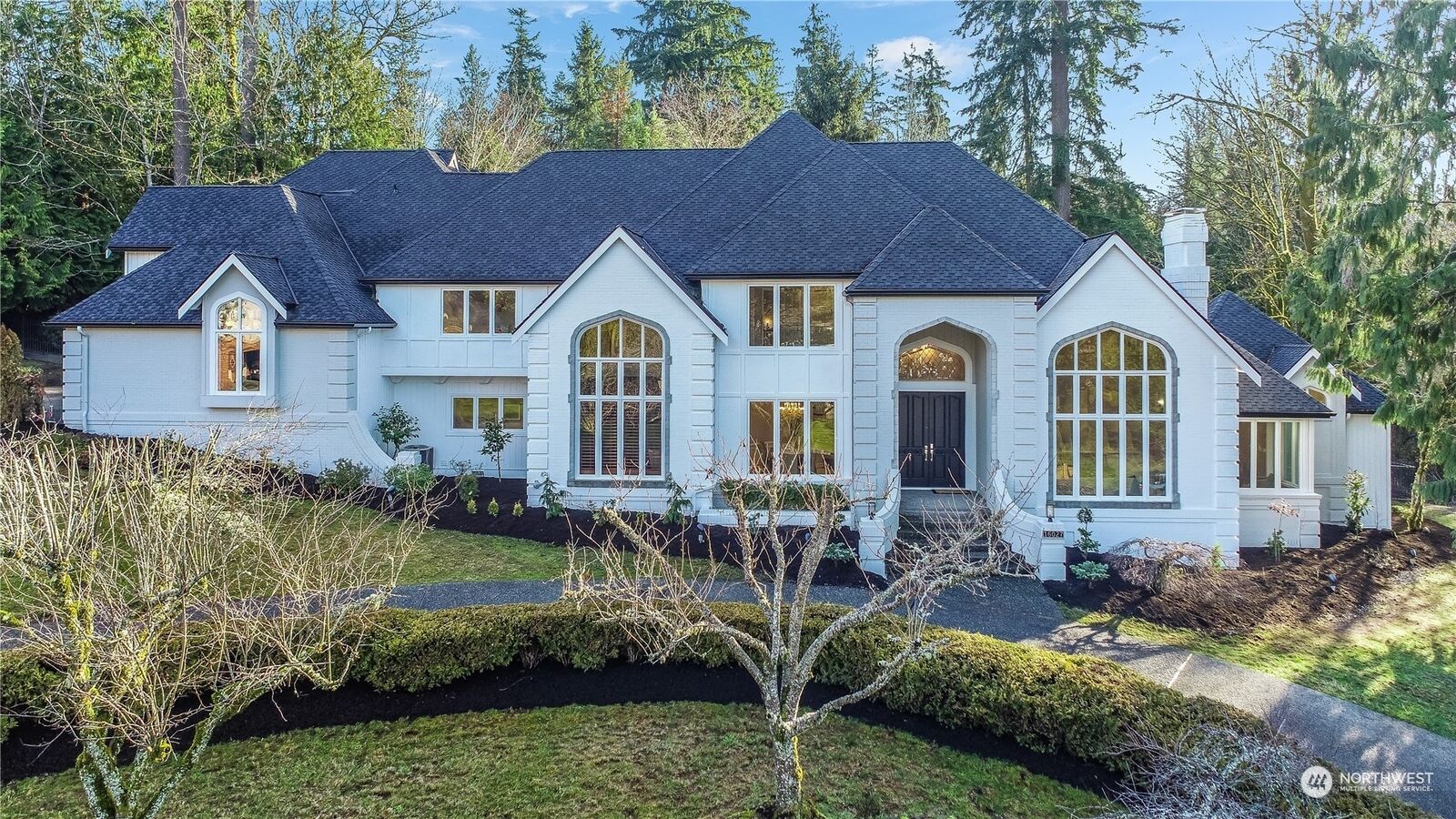 House for sale in Bellevue: 16027 SE 63rd Street, Bellevue, WA 98006