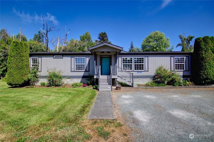 3 bed Clear Lake home for sale: 12519 Mill Street, Clear Lake, WA 98235