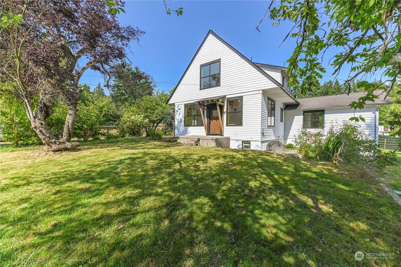 3 bed Stanwood home for sale: 28915 3rd Avenue NE, Stanwood, WA 98292