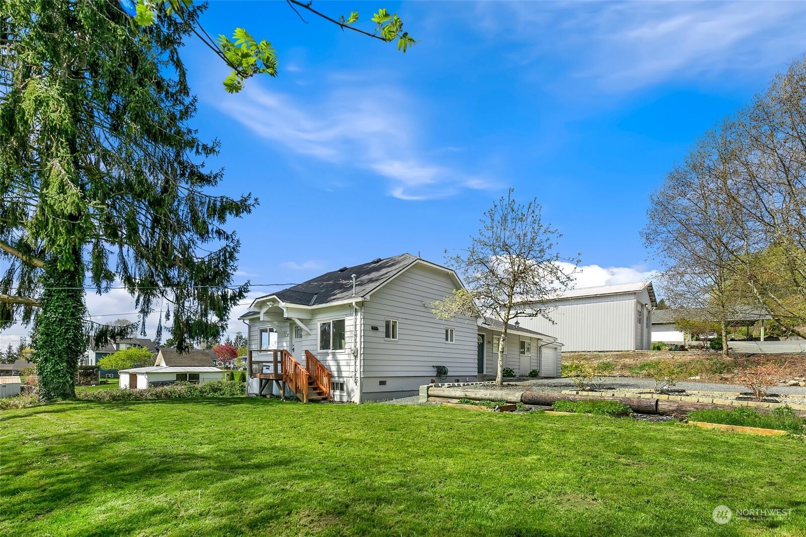 Home for sale in Lake Stevens: 7915 S Lake Stevens Road, Lake Stevens ...