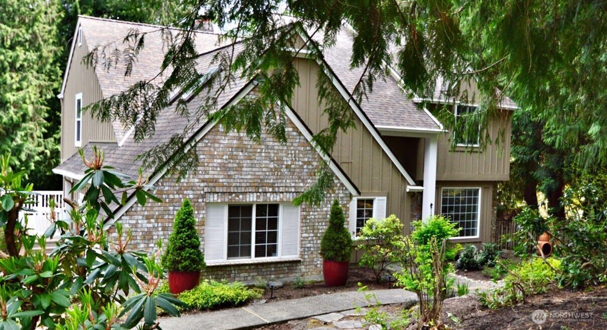 MLS#2368393: 4104 27th Avenue SE, Puyallup, WA 98374