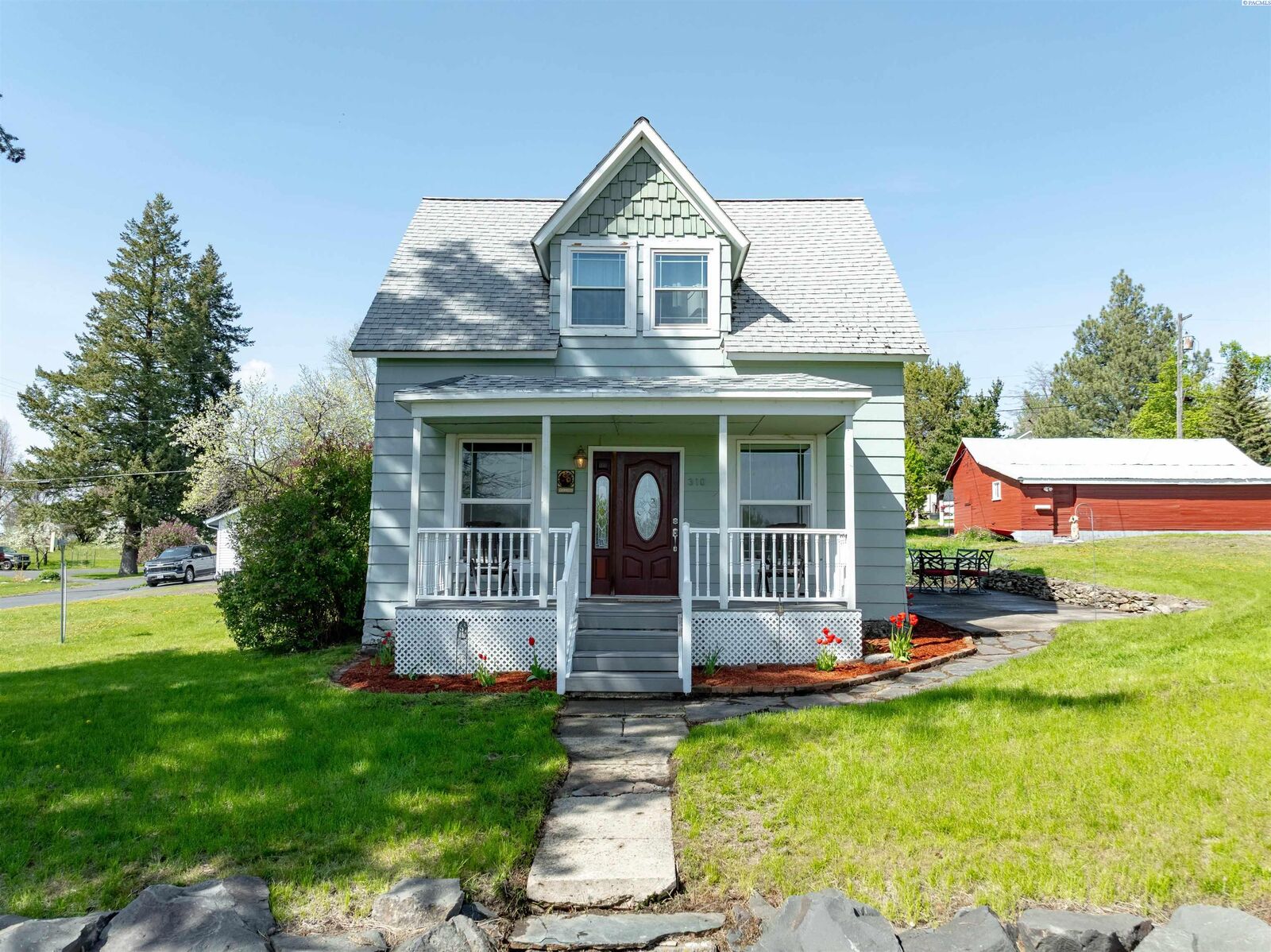 3 bed Palouse home for sale: 310 E Houghton, Palouse, WA 99161