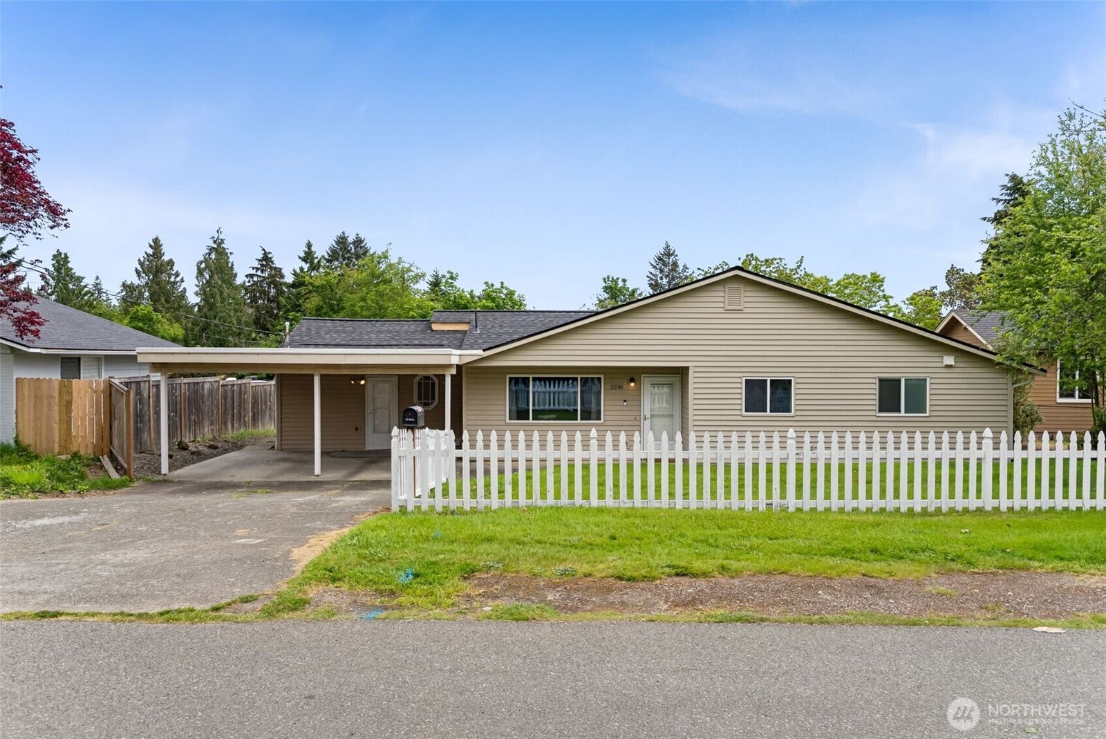 3 bed Bremerton home for sale: 2230 Eastview Avenue NE, Bremerton, WA 98310