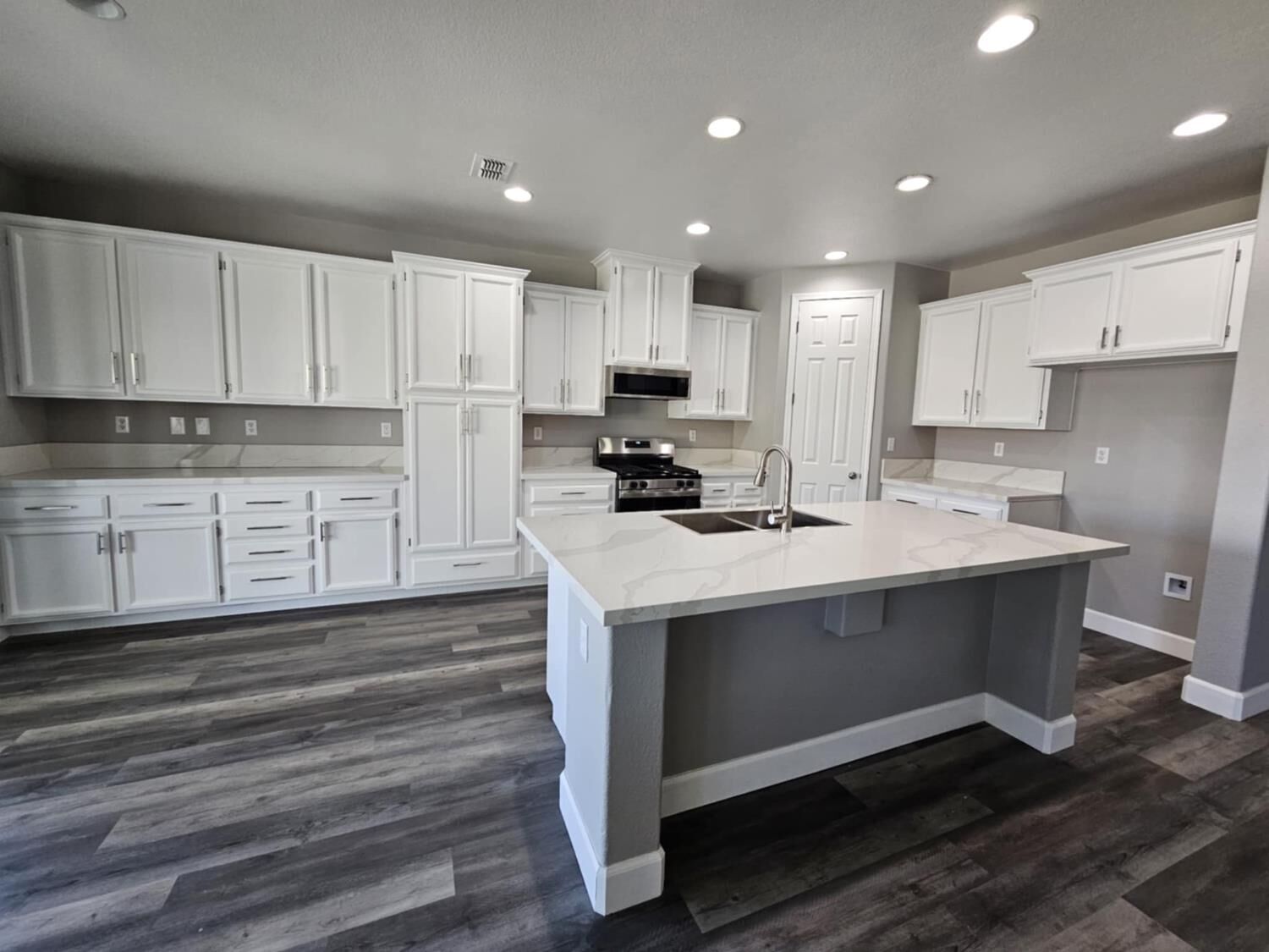 MLS#225075454: 2263 Casa Dulce Way, Plumas Lake, CA 95961