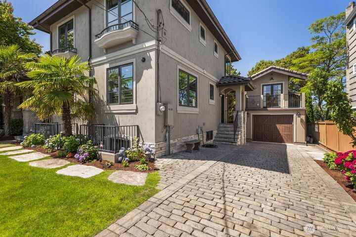 Home for sale in Seattle: 4043 55th Avenue SW, Seattle, WA 98116