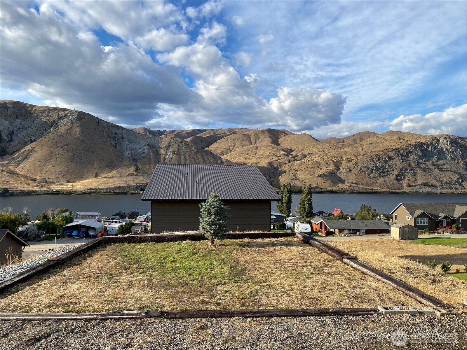 MLS#2441763: 119 Crest View Drive, Orondo, WA 98843